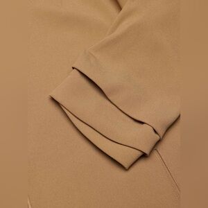 Babaton | Jackets & Coats | Babaton Power Hip Blazer Size Colour ...